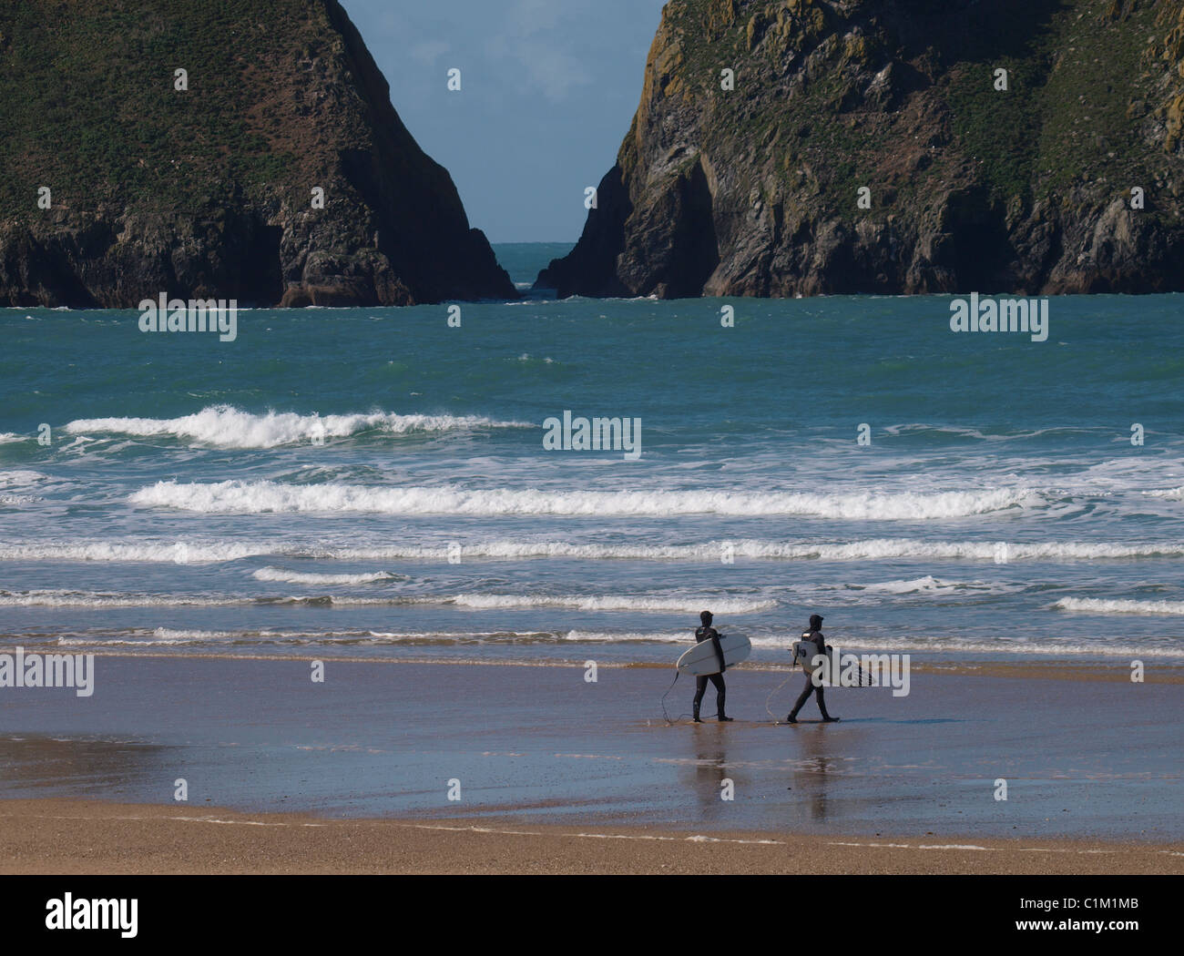 Holywell bay, cornwall hi-res stock photography and images - Alamy