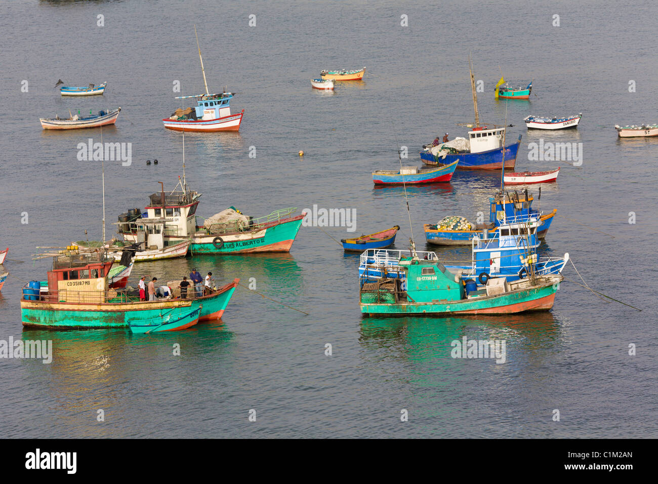Fishing boats at the port of Salaverry, Trujillo, Peru Stock Photo - Alamy