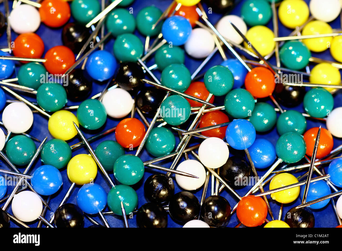 Bunch of colorful board pins spreaded over the table Stock Photo - Alamy