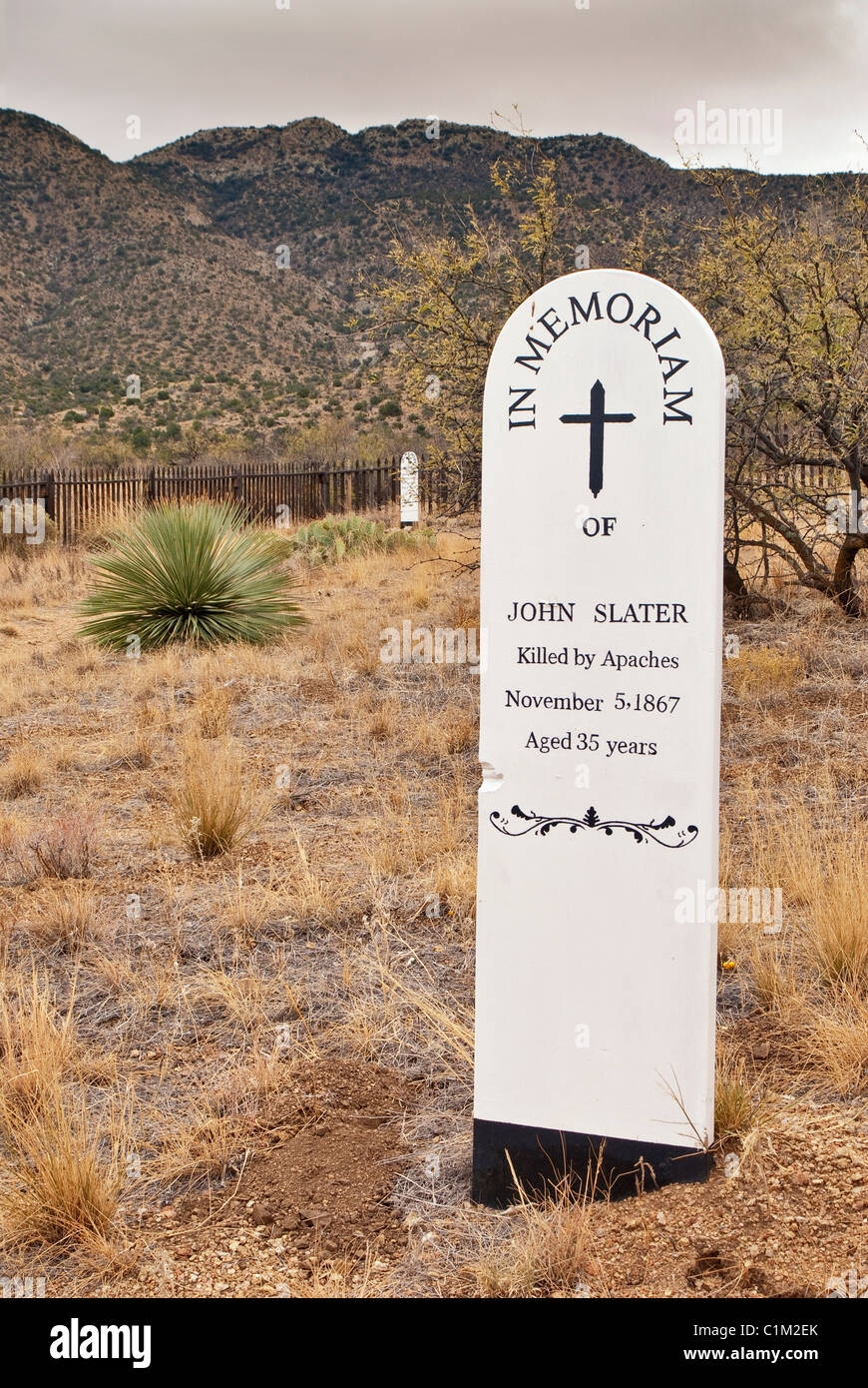 Cemetery at Fort Bowie, Arizona, USA Stock Photo - Alamy