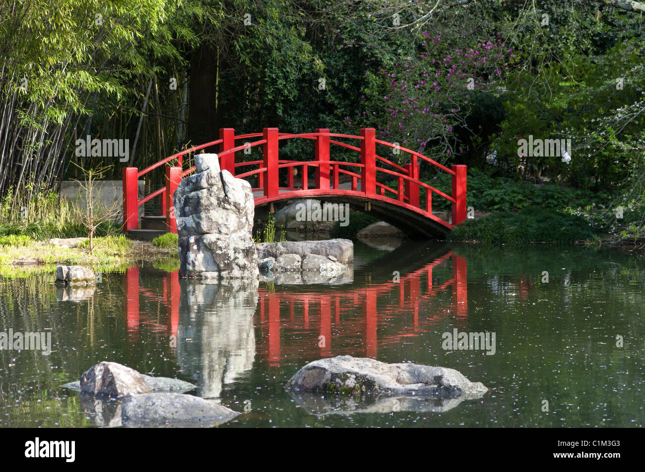 Red bridge over water japanese hi-res stock photography and images - Alamy