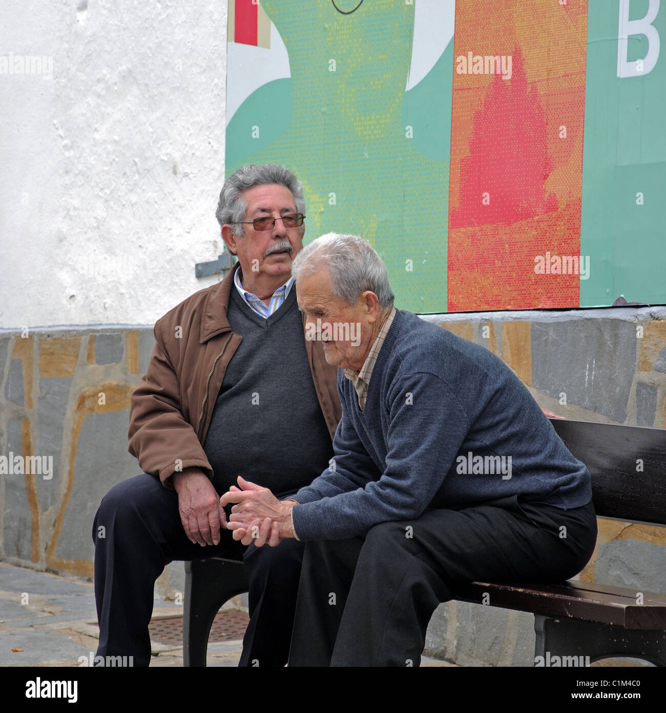 Spain senior man talking on hi-res stock photography and images - Alamy