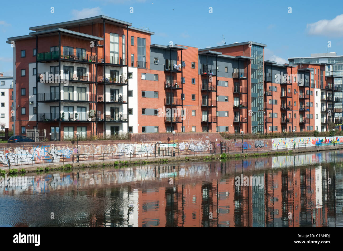 Apartment block on the banks of the River Irwll,Salford Stock Photo - Alamy