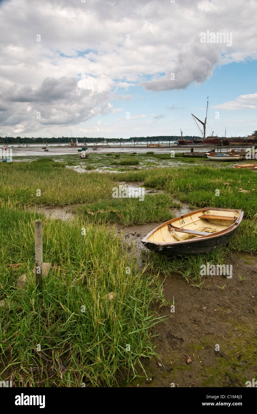 Tethered boat hi-res stock photography and images - Alamy