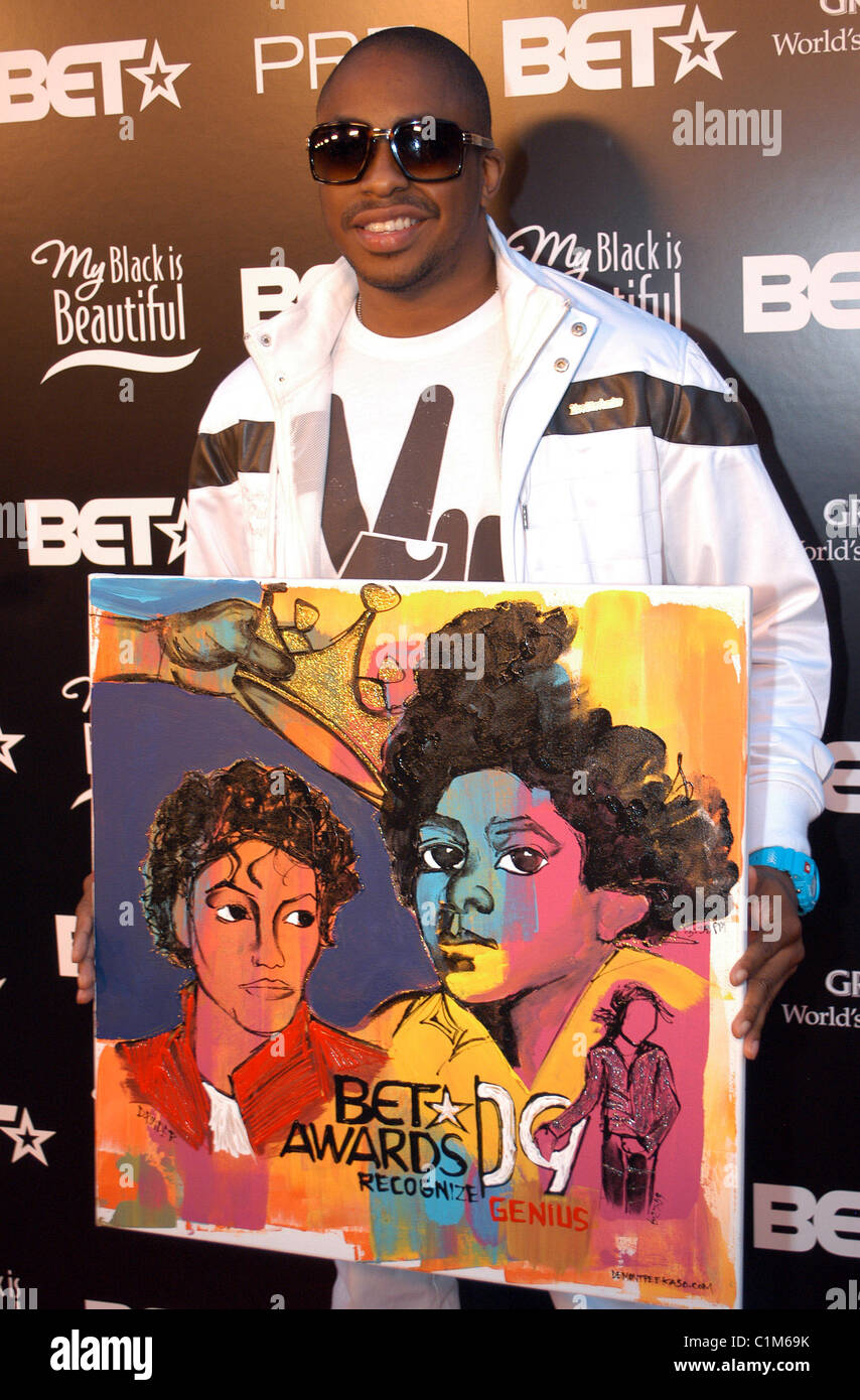 A Michael Jackson art piece brought by Raheen DeVaughn BET Awards pre ...