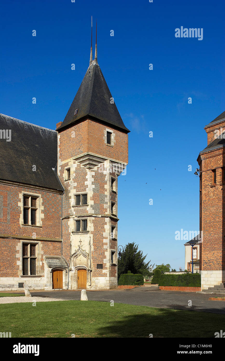 Gien town hi-res stock photography and images - Alamy
