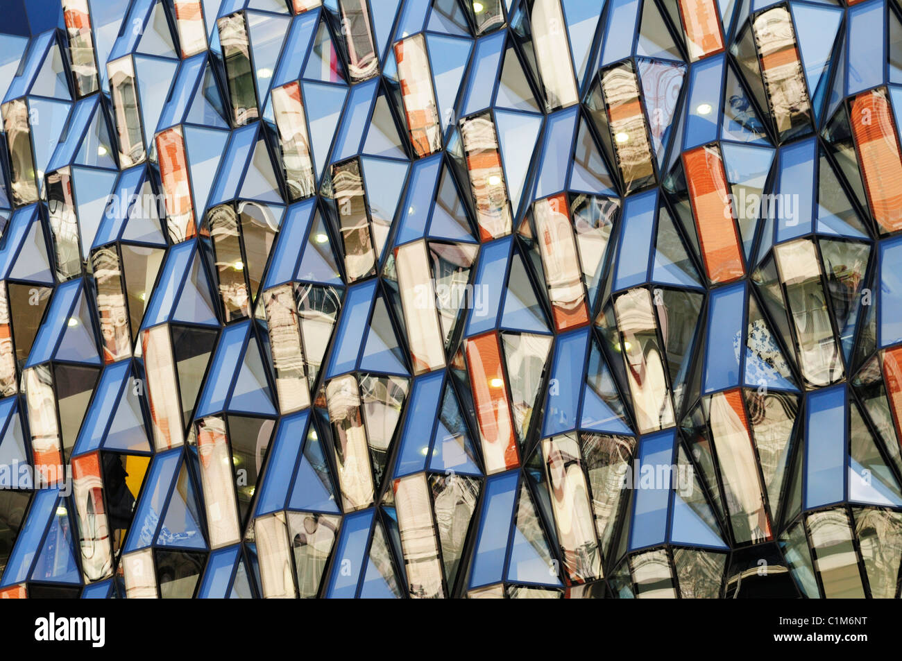 Abstract building hi-res stock photography and images - Alamy