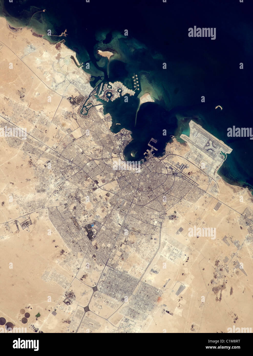 Qatar and qatar hi-res stock photography and images - Alamy