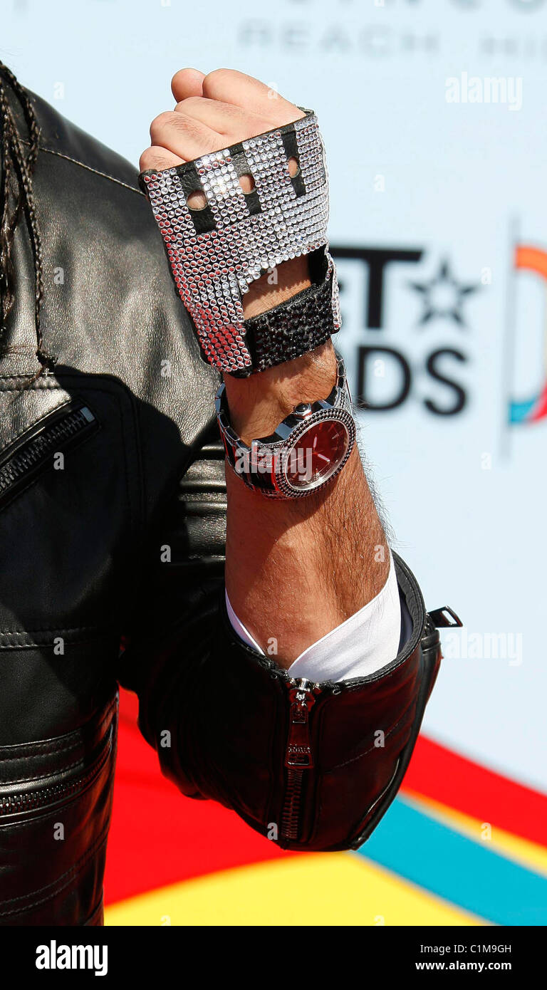 Sean Paul glove 2009 BET Awards held at the Shrine Auditorium ...