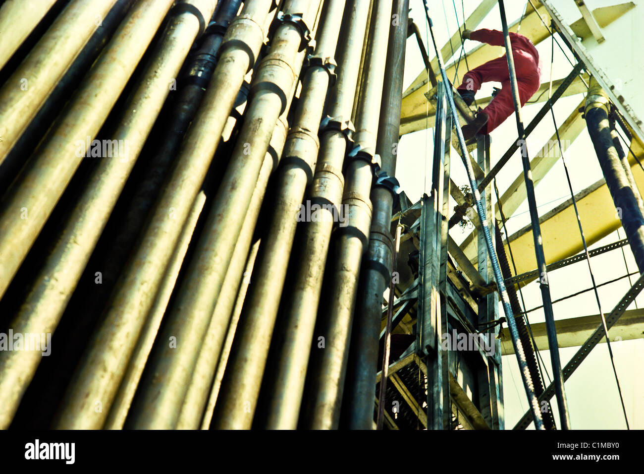 Oil field services hi-res stock photography and images - Alamy