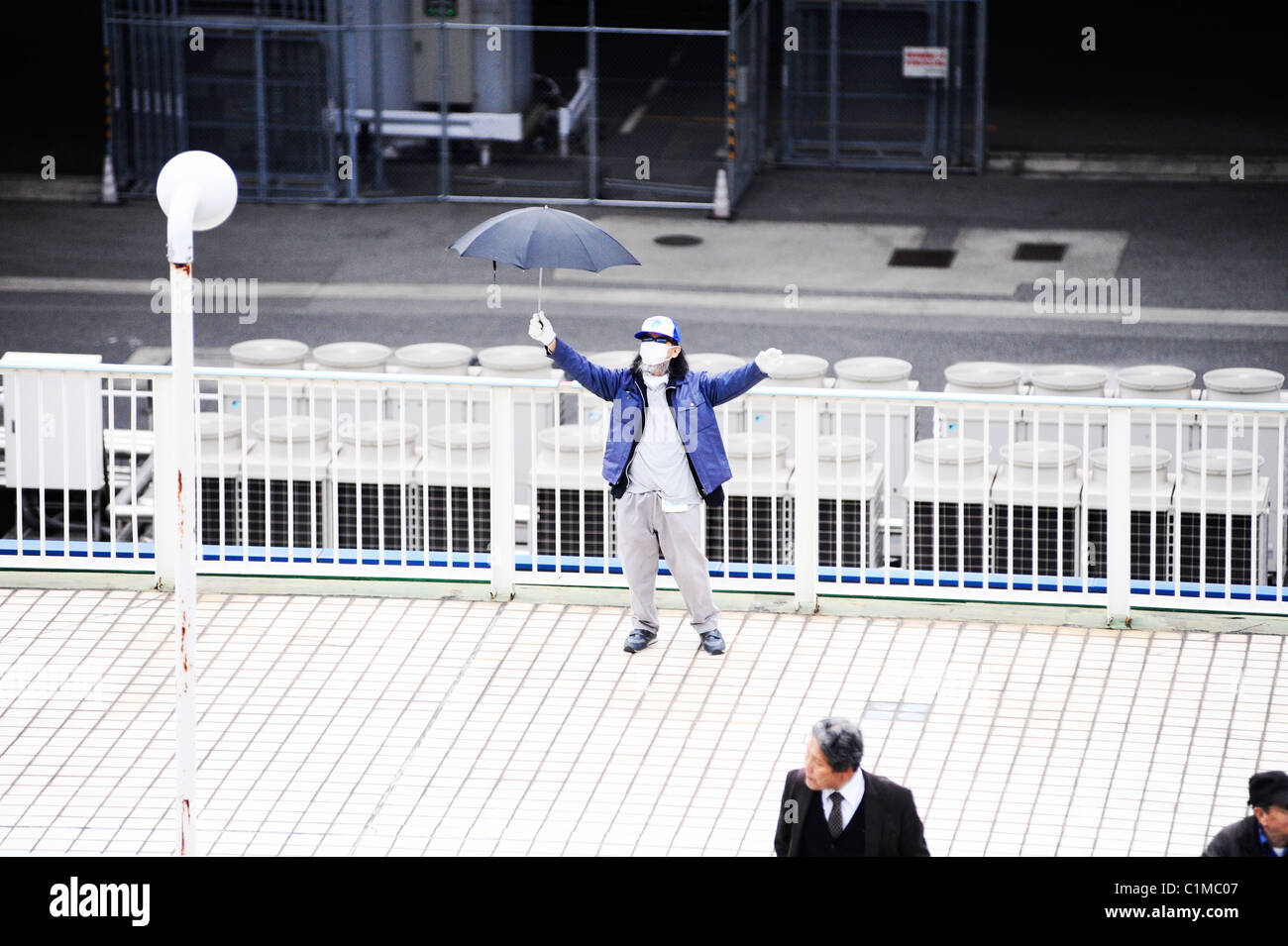 Man waving in ship hi-res stock photography and images - Alamy