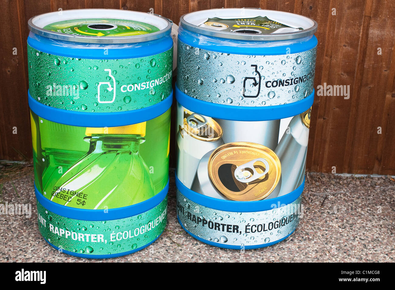 Garbage bins canada hi-res stock photography and images - Alamy