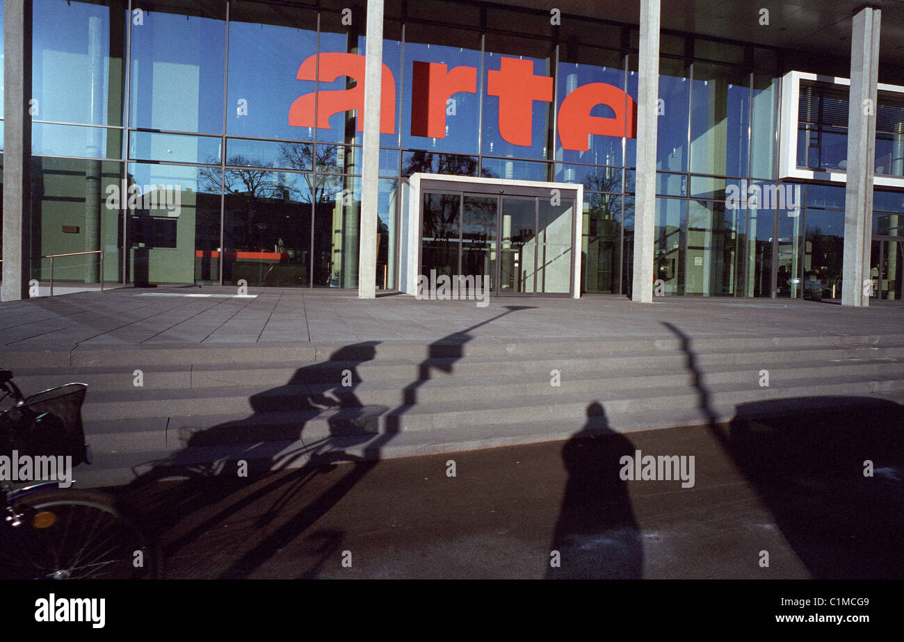Arte building strasbourg hi-res stock photography and images - Alamy