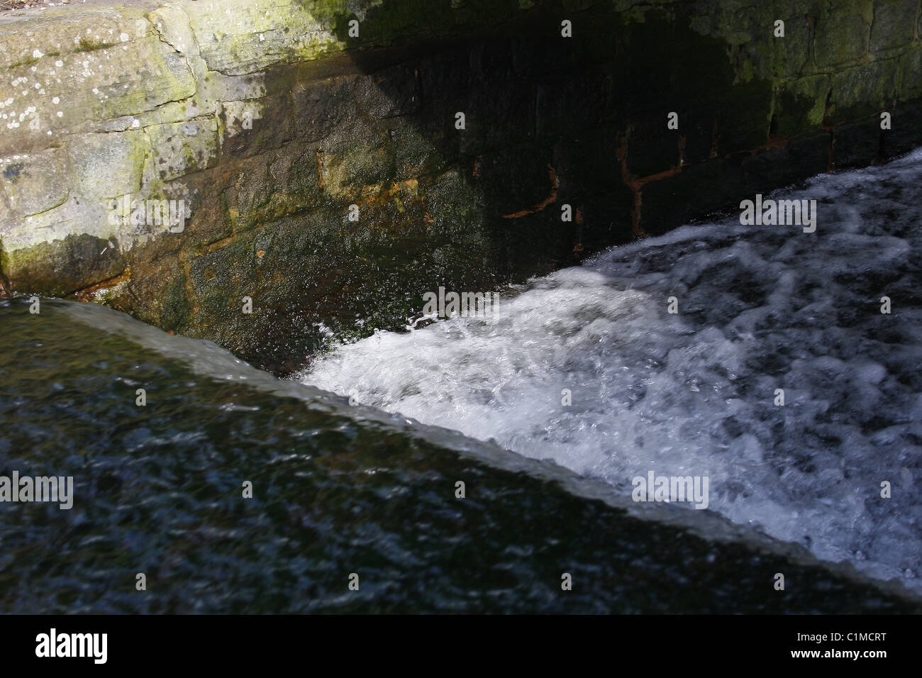 waterfall on chesterfield canal, Worksop, Notts, England Stock Photo ...