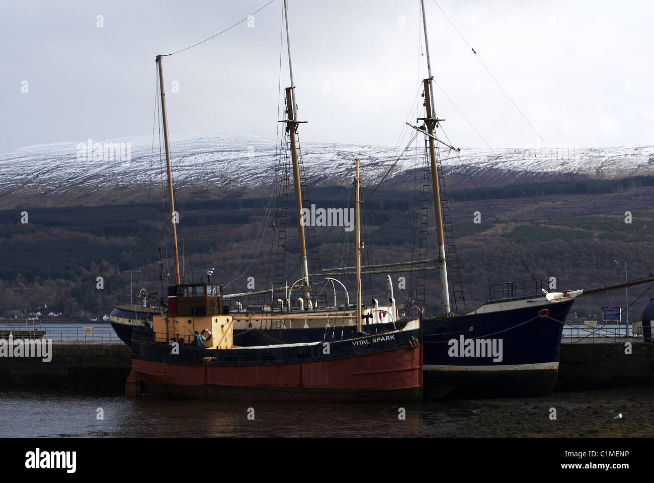Old ships hi-res stock photography and images - Alamy