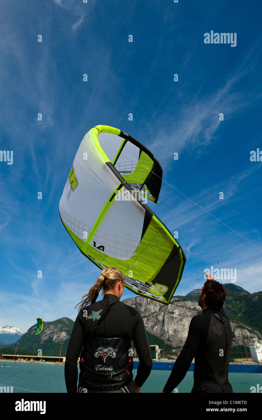 Launch kite hi-res stock photography and images - Alamy