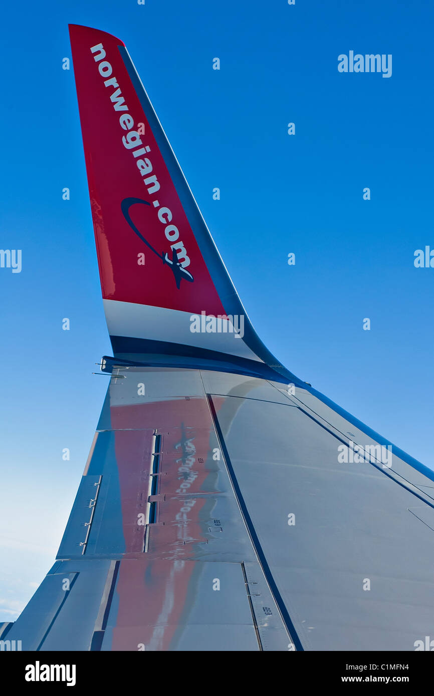 Aircraft wing tip hi-res stock photography and images - Alamy