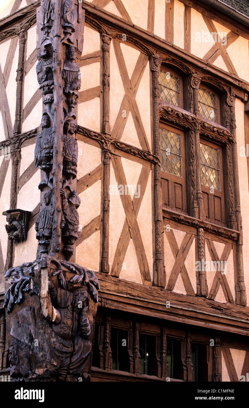 France, Yonne, Sens, house with half timbering called Abraham's house ...