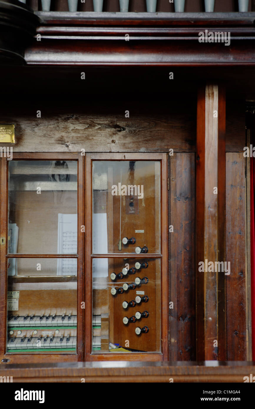 The dean organ hi-res stock photography and images - Alamy