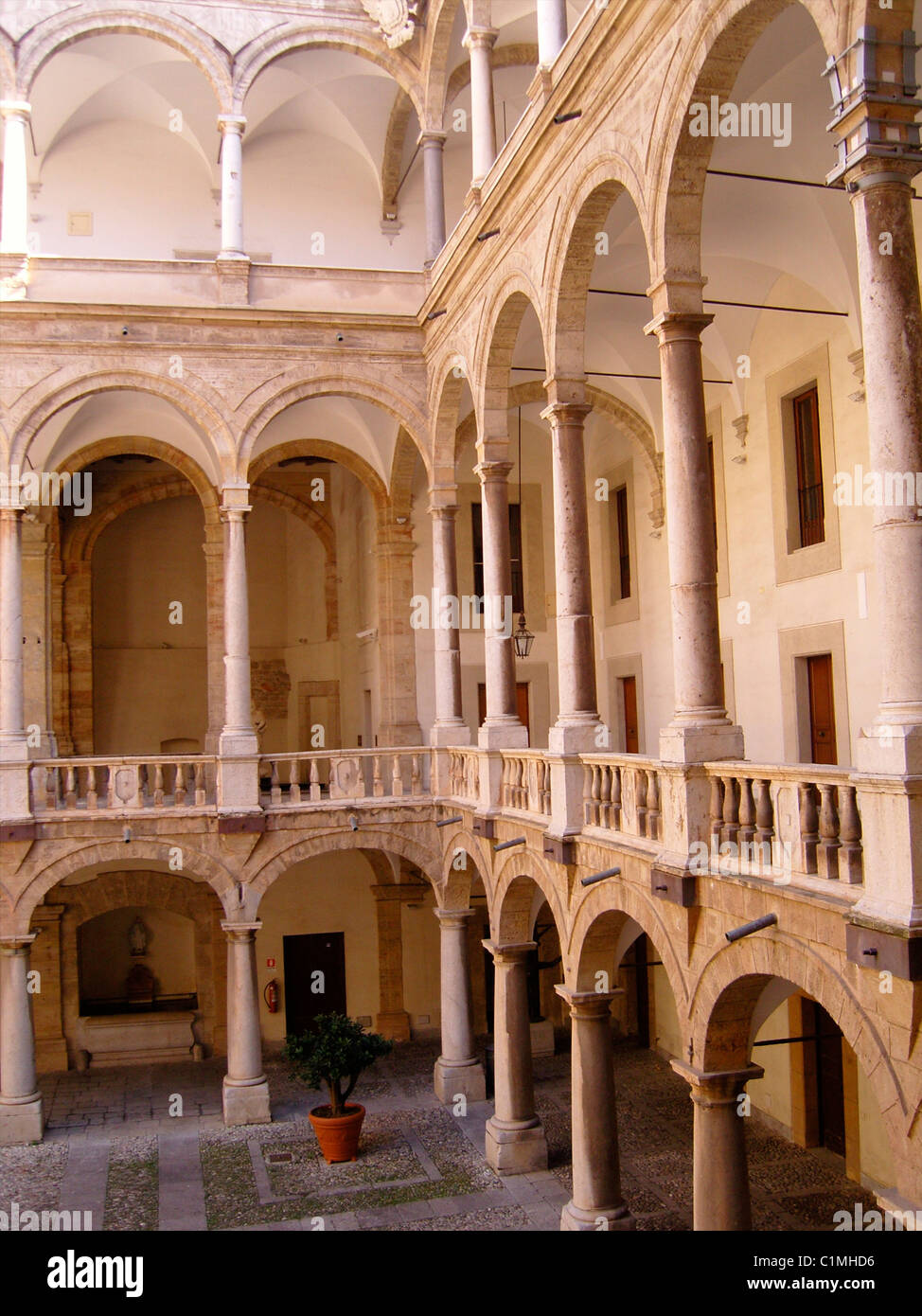 Building Palermo Sicily Italy Stock Photo - Alamy
