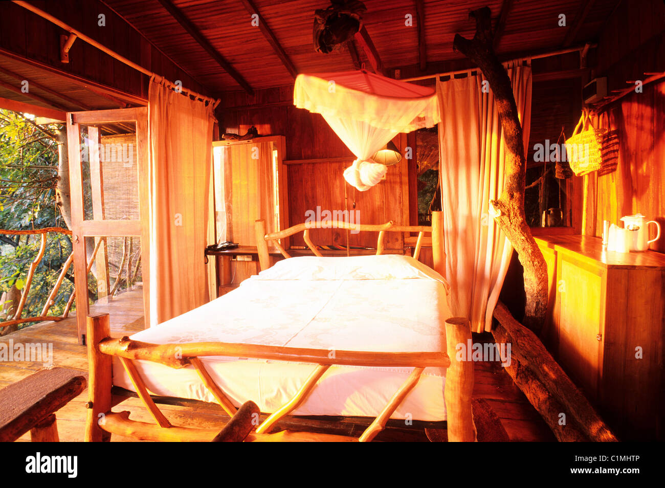 Sri Lanka, Ella area, Ella adventure park, hotel with a room in a tree ...