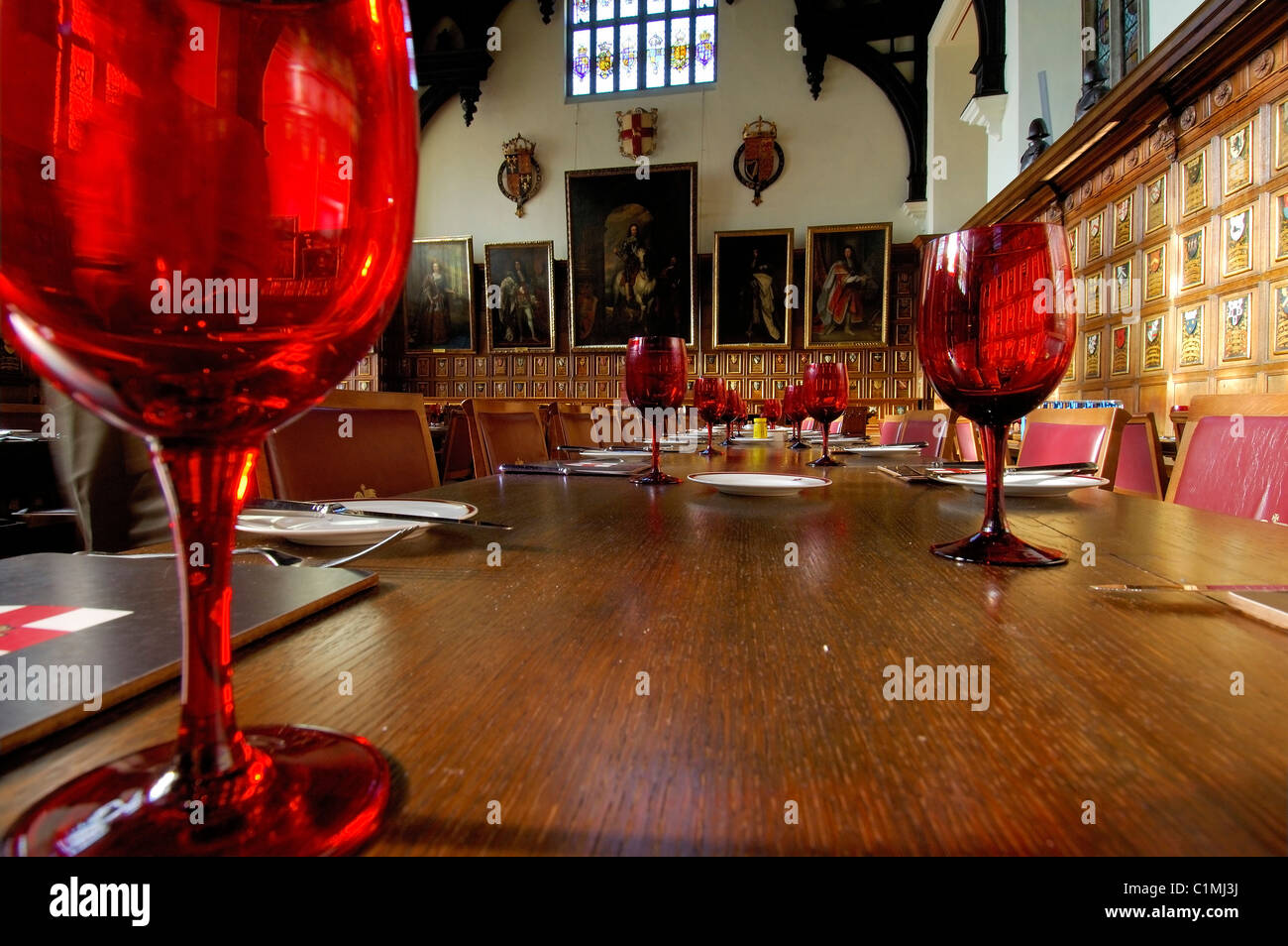 Middle temple hall london hi-res stock photography and images - Alamy