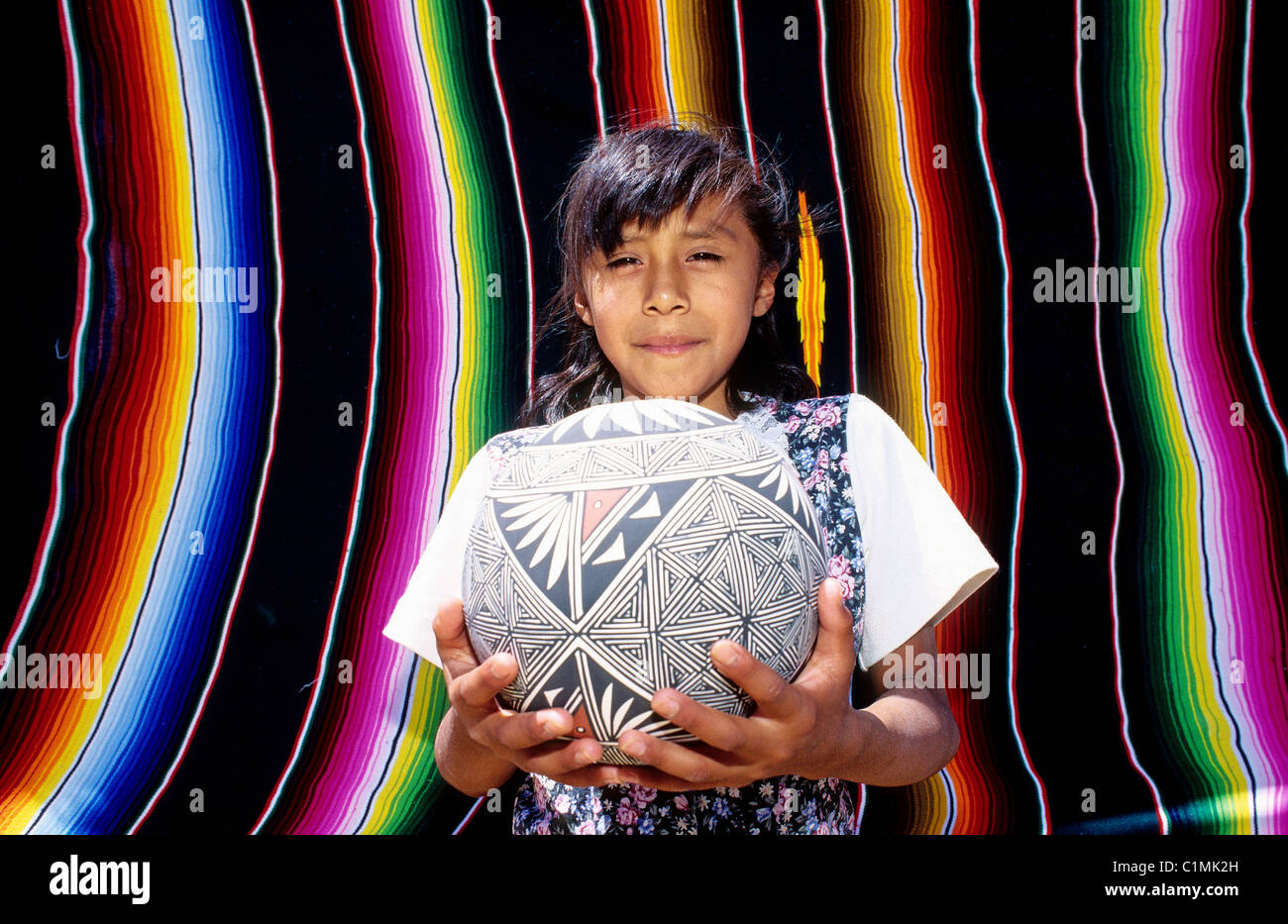 Acoma pueblo indian pottery hi-res stock photography and images - Alamy