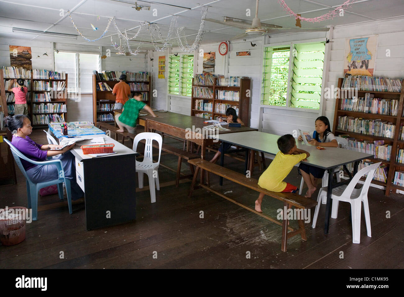 Malaysia, Sarawak (Borneo), Ana Rais Long House, traditional Dayaks ...