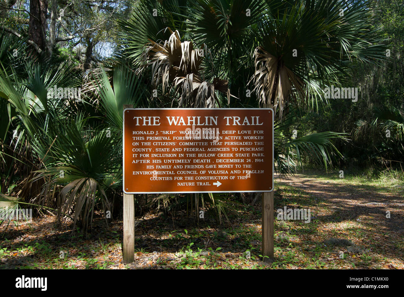 Warning and advisory signs in a Florida state park Stock Photo - Alamy