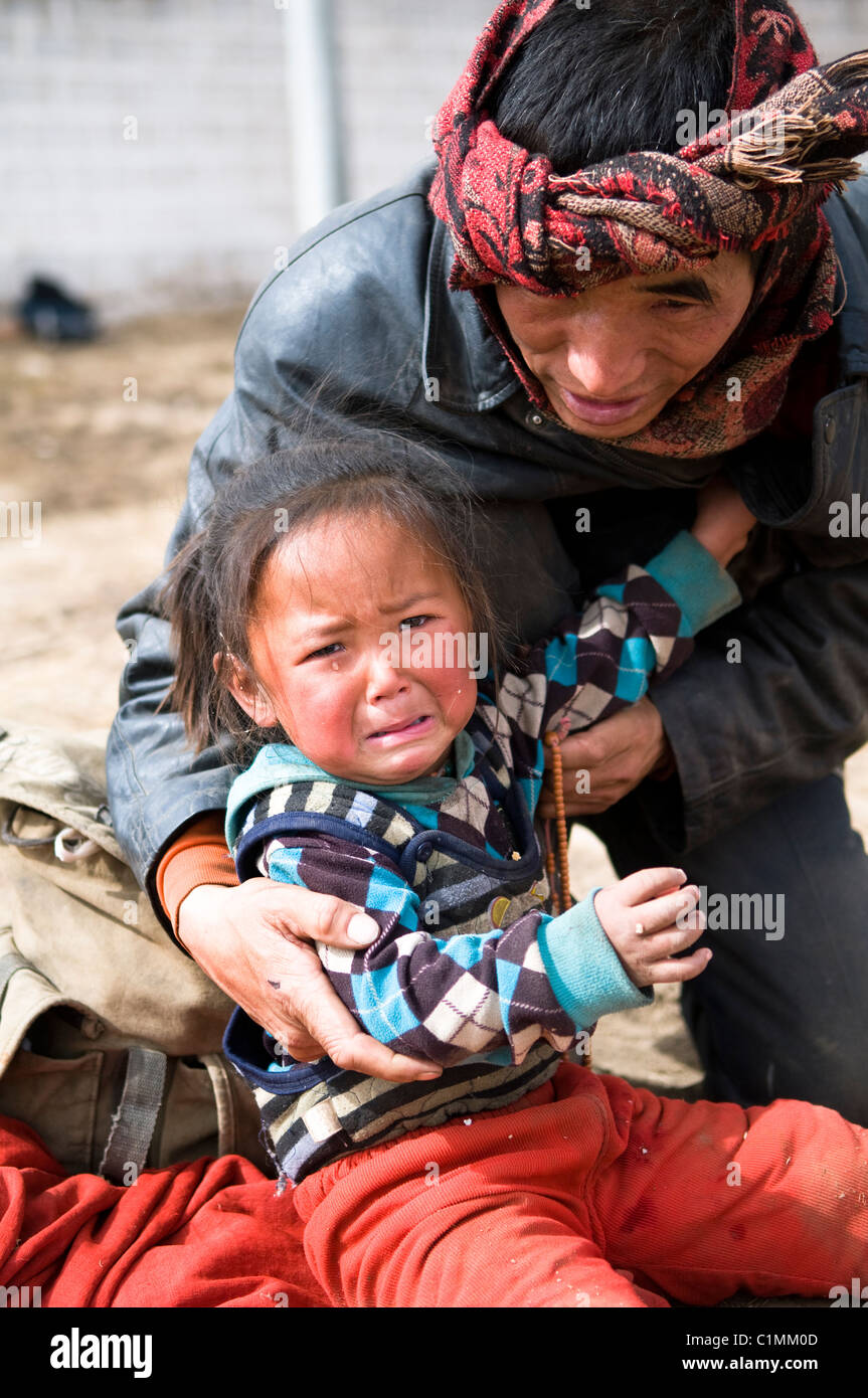 Faces of tibet hi-res stock photography and images - Alamy