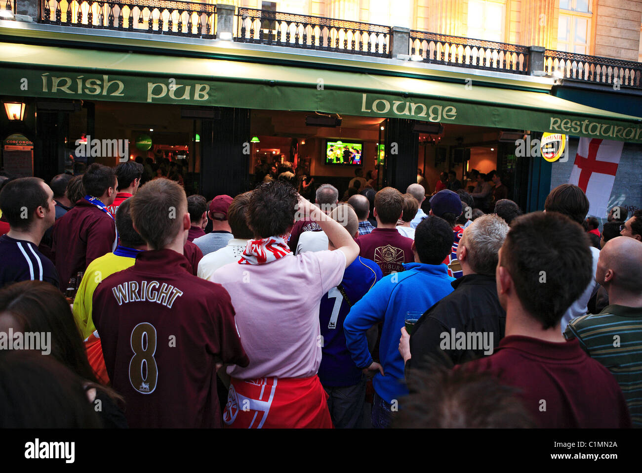 France, Paris, Irish pub during a match Stock Photo - Alamy