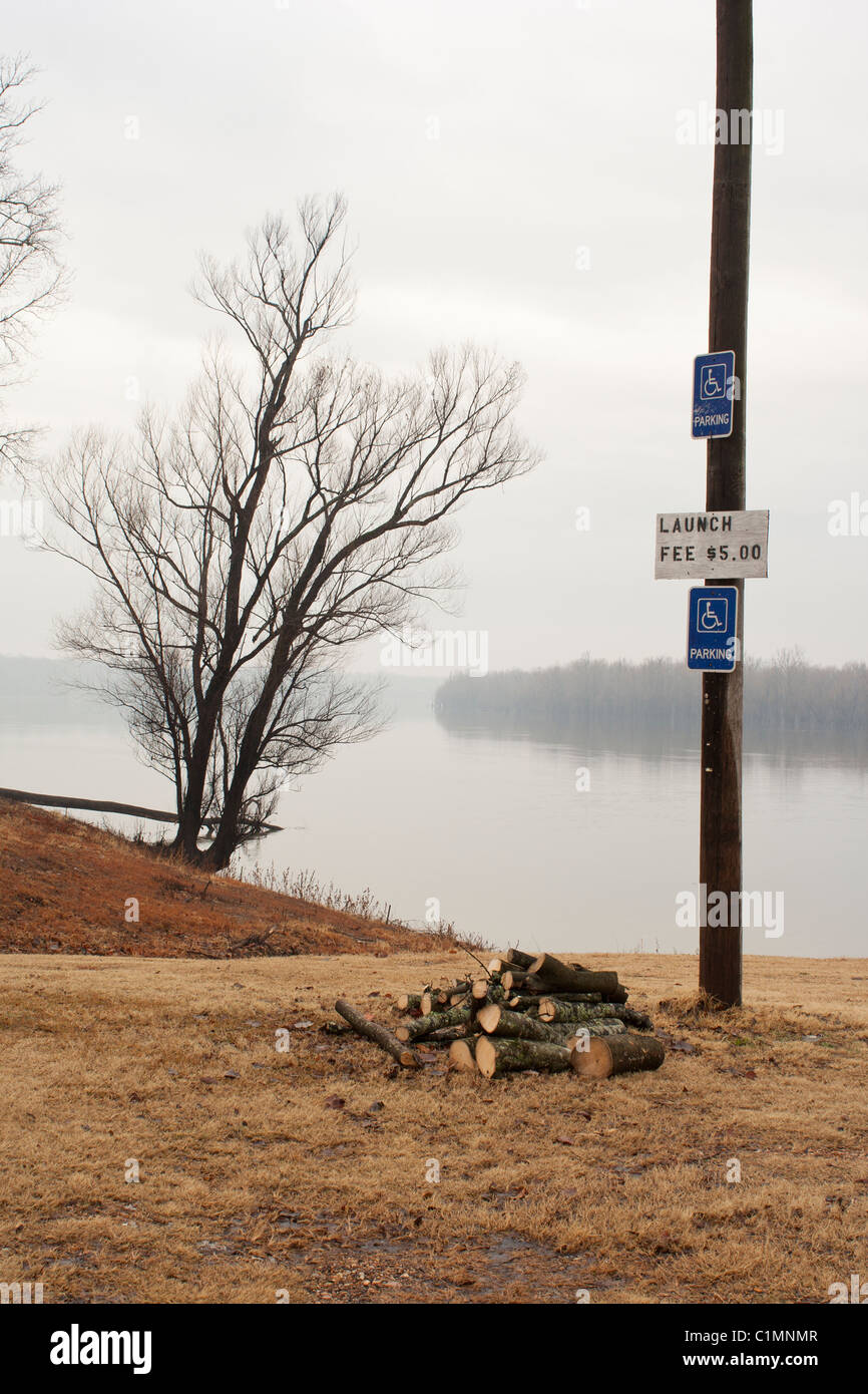 Boat launch sign hi-res stock photography and images - Alamy
