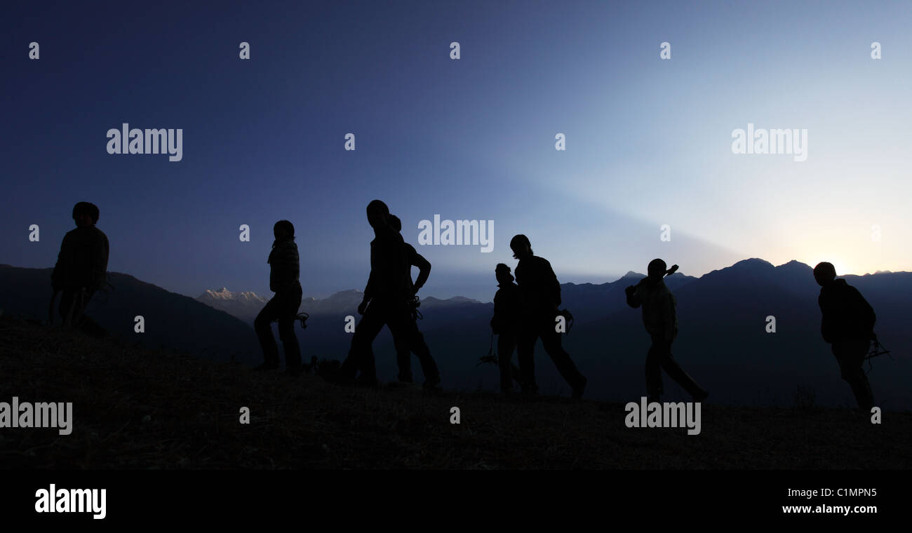 Nepali men in the Himalaya Nepal Stock Photo - Alamy
