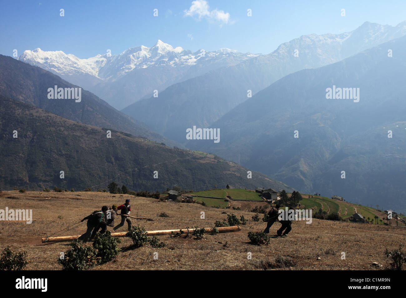 Nepali men in the Himalaya Nepal Stock Photo - Alamy