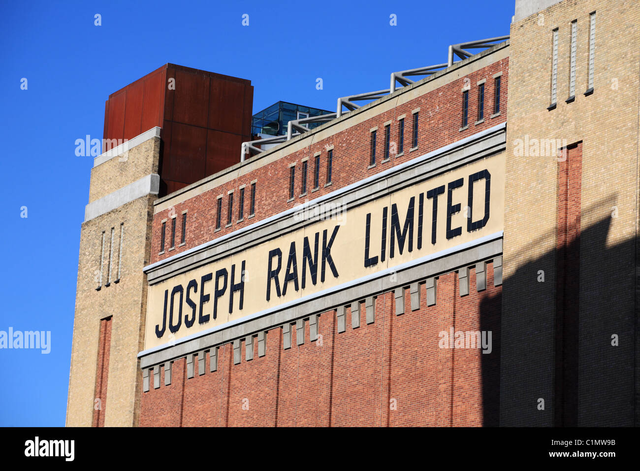 The Joseph Rank Baltic flour mill in Gateshead, now home to the Baltic ...