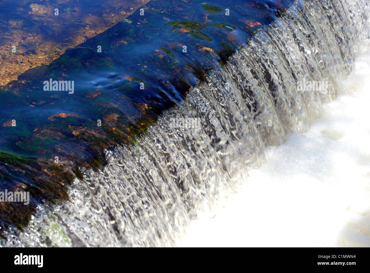 Overflow dam hi-res stock photography and images - Alamy