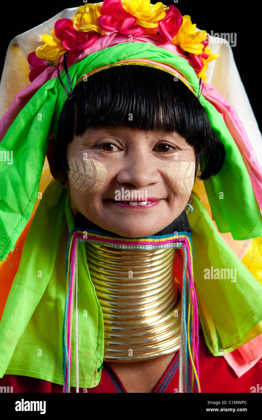 Karen Long Neck village woman, Huay Pu Keng, Mae Hong Son, Thailand ...