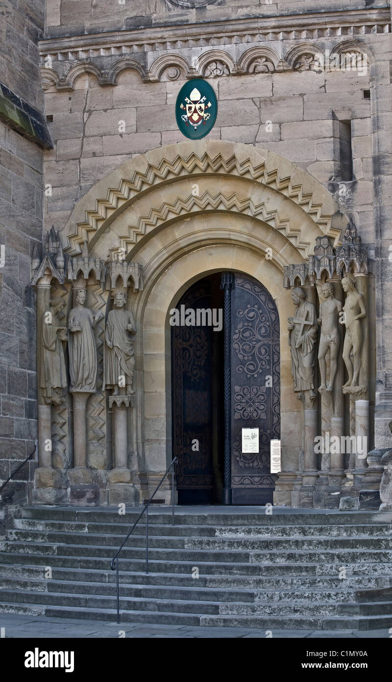 Bamberg cathedral portal hi-res stock photography and images - Alamy