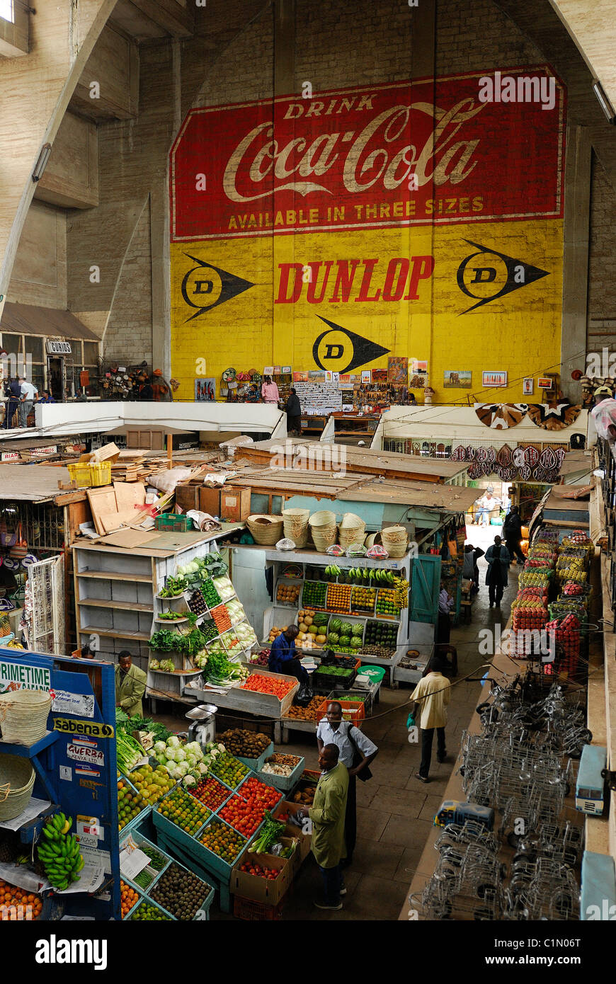 Africa kenya nairobi market stall hi-res stock photography and images ...