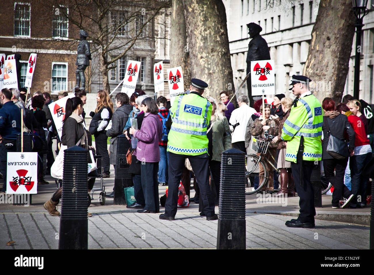 Nuclear armed police hi-res stock photography and images - Alamy