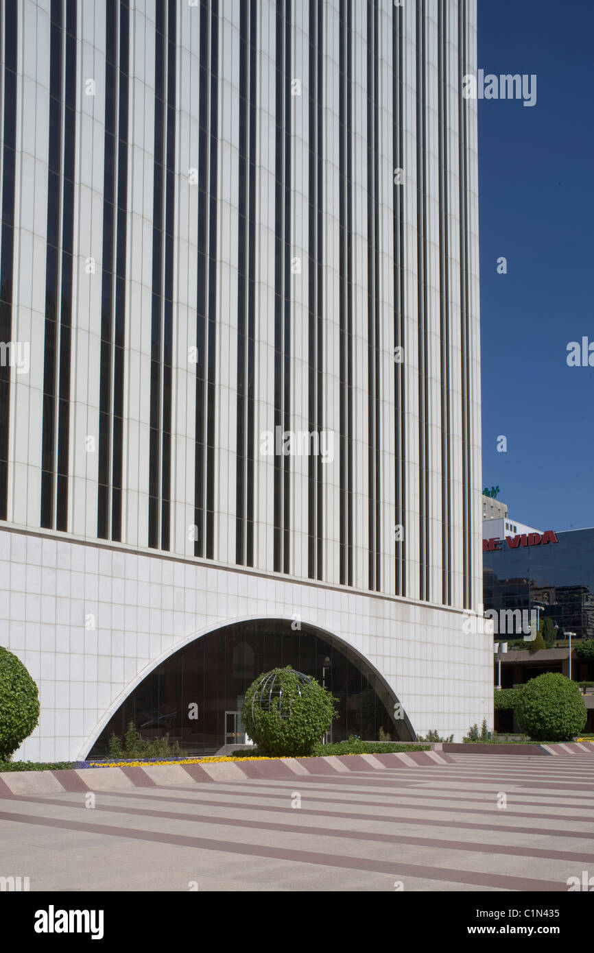 Torre de picasso hi-res stock photography and images - Alamy