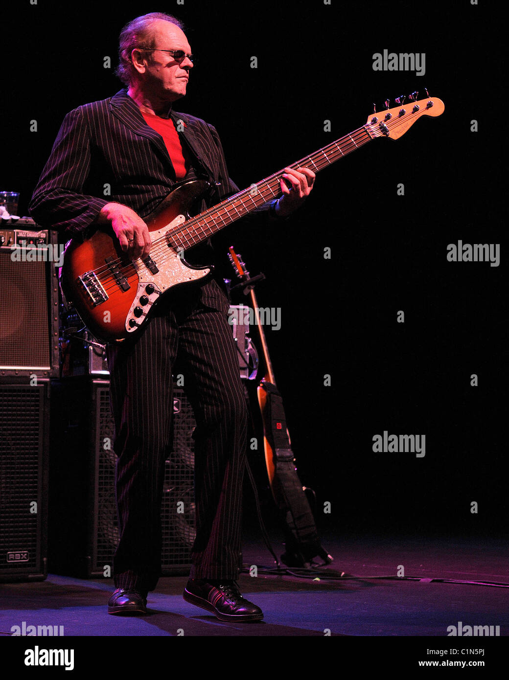 Average white band gorrie hi-res stock photography and images - Alamy