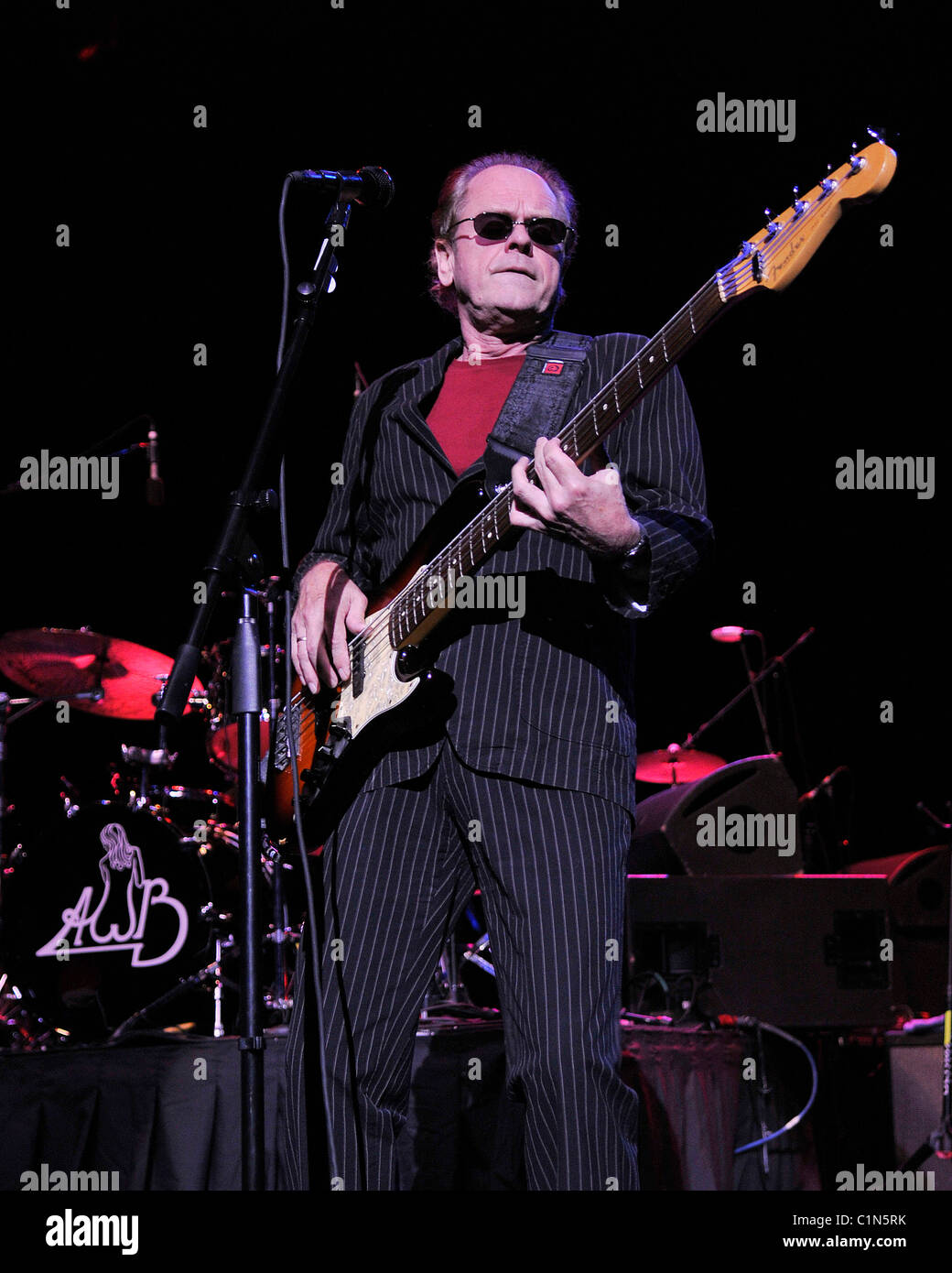 Average white band gorrie hi-res stock photography and images - Alamy