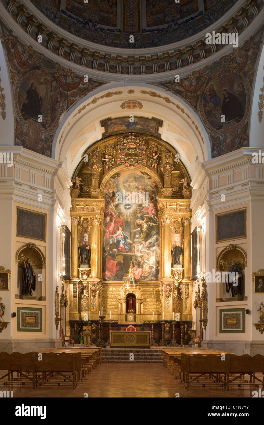 Madrid, Iglesia del Monasterio de San Placido. Hauptaltar Stock Photo ...