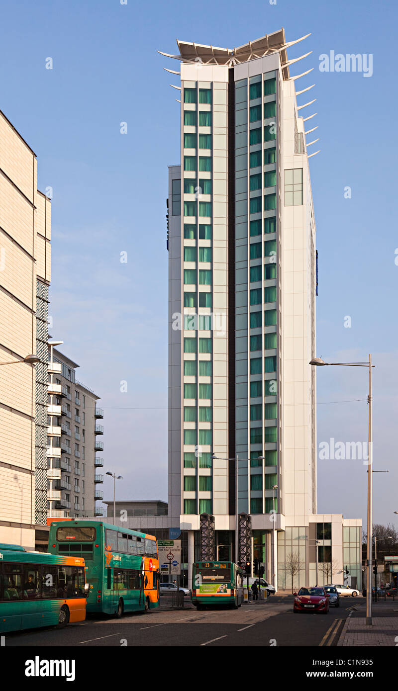 High rise apartments hi-res stock photography and images - Alamy