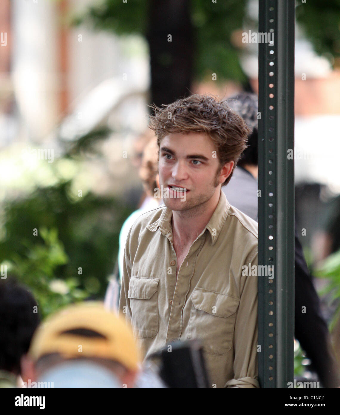 Robert Pattinson on the set of his new film 'Remember Me' shooting on ...