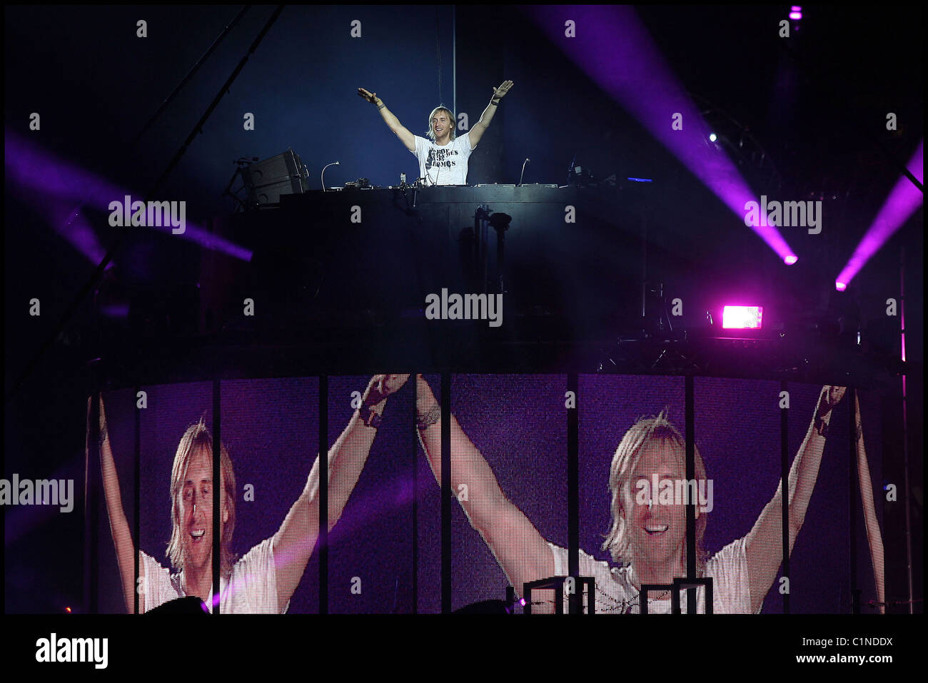 David Guetta Cathy Guetta presents the second addition of 'Unighted ...