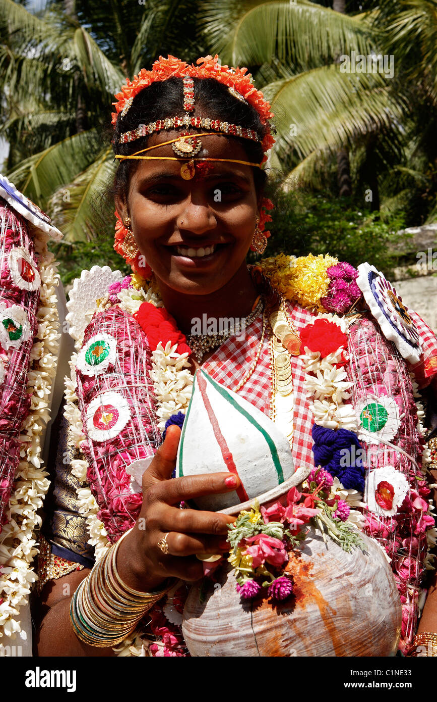 India, Tamil Nadu, Trichy, young bride Stock Photo - Alamy