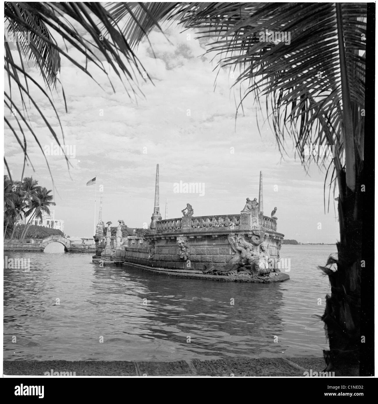 1950s. Miami. Walled area in sea for boats to moor when visiting house ...