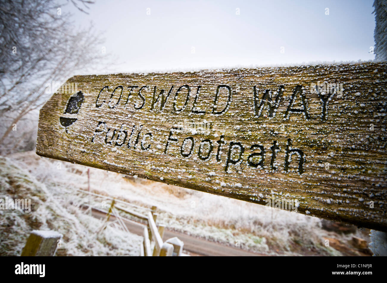 Cotswold way footpath sign hi-res stock photography and images - Alamy